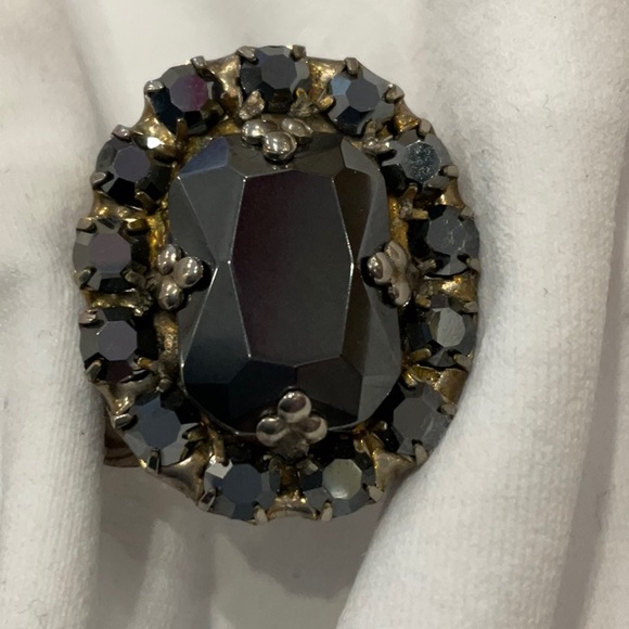 Sorrelli | Jewelry | Item 35 Sorrelli Silver And Black Ring | Poshmark